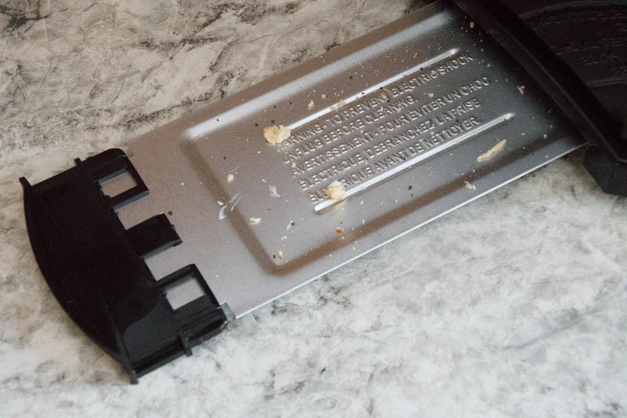 Gourmia GWT230 Motorized Toaster